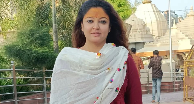 హీరోయిన్‌ తనూశ్రీ దత్తాకు యాక్సిడెంట్‌! | Tanusri dutta met an accident ...