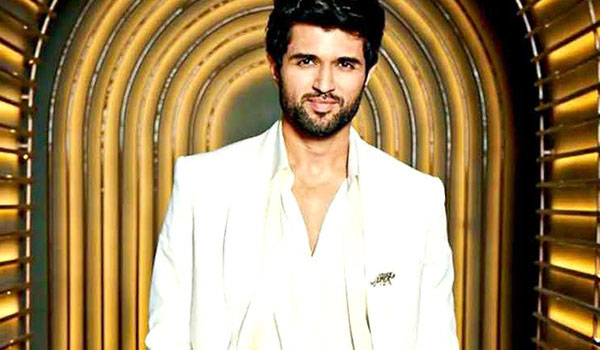 Vijay Deverakonda: ‘బ్రహ్మాస్త్ర-2’ లో విజయ్ నటించనున్నాడా..? | Is it ...