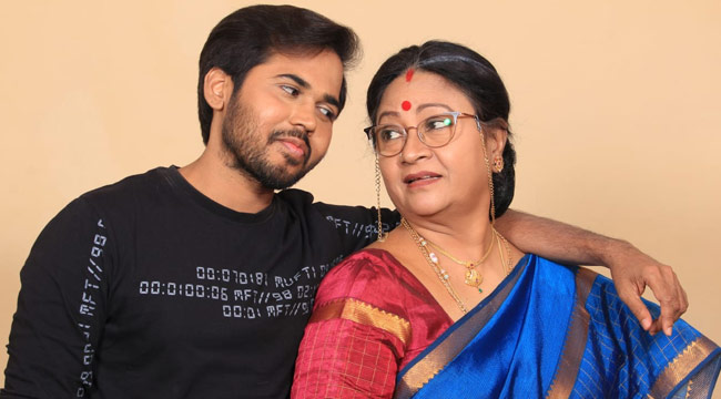 ద‌ర్శ‌కుడు బాబీ వదిలిన 'సావిత్రి w/o స‌త్య‌మూర్తి' ట్రైల‌ర్. | avitri w ...