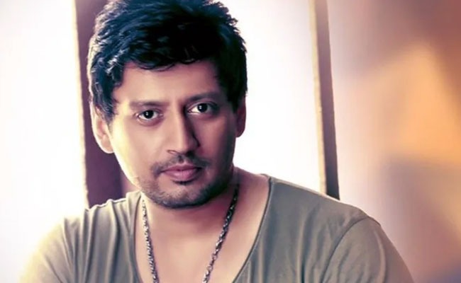 రెండో పెళ్లి చేసుకోబోతున్న ‘జీన్స్’ హీరో..? | jeans movie hero ...